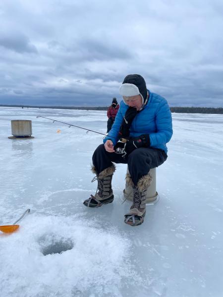 Women on Ice Fishing - Eventeny