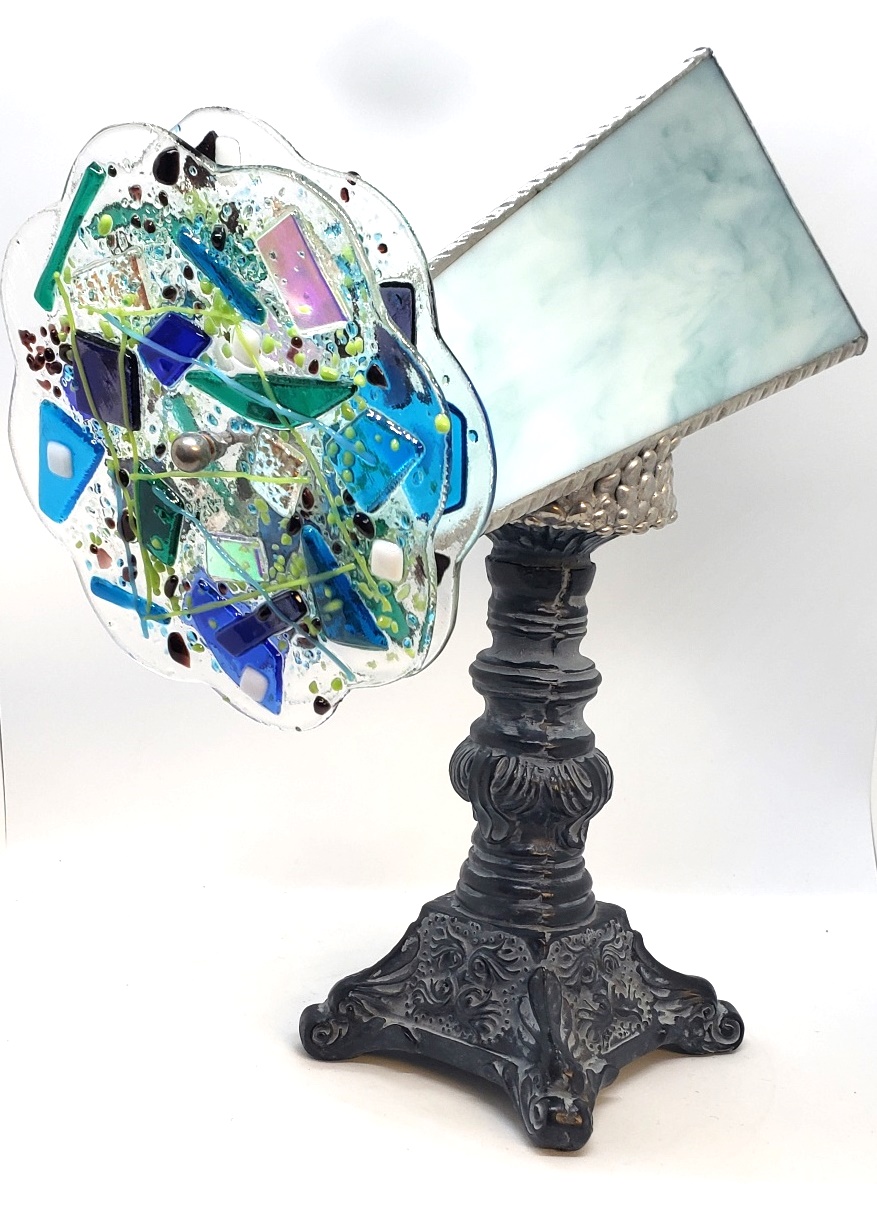 Blue Parlor Kaleidoscope - Hunt - 100-2228 - Eventeny