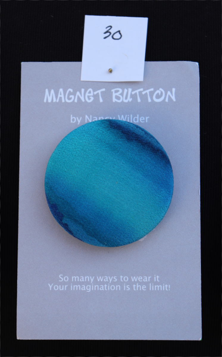 SET OF TWO ART TO WEAR MAGNET BUTTONS - Eventeny