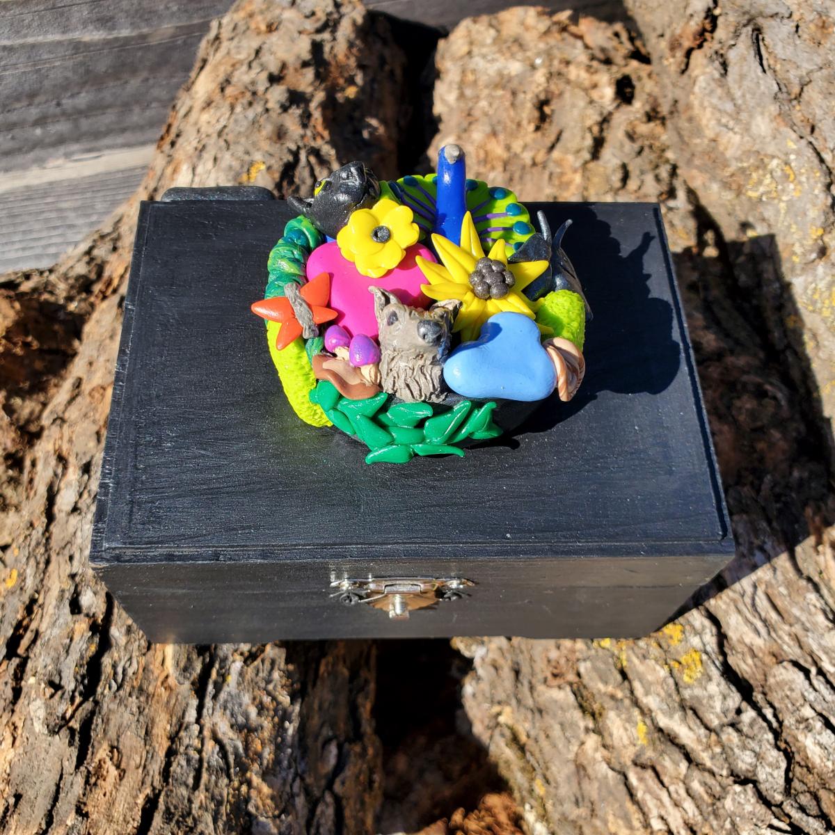 Harlot Handiwork - Placerville - California - United States - Harlot ...