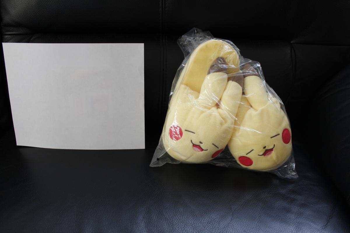 Pikachu house slippers - Eventeny