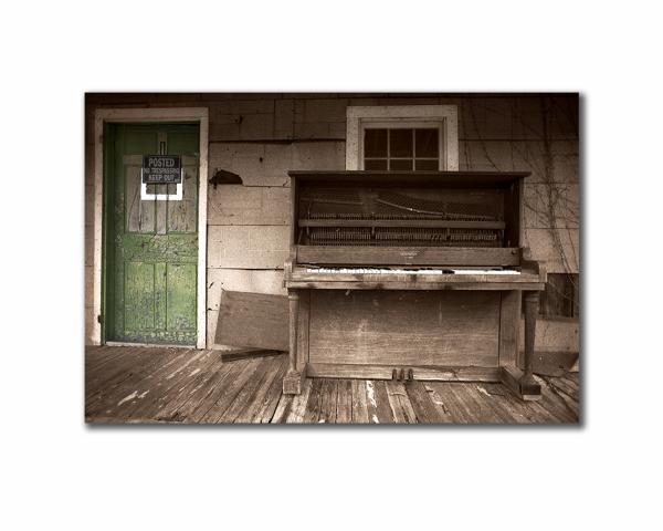 Porch Piano - Eventeny