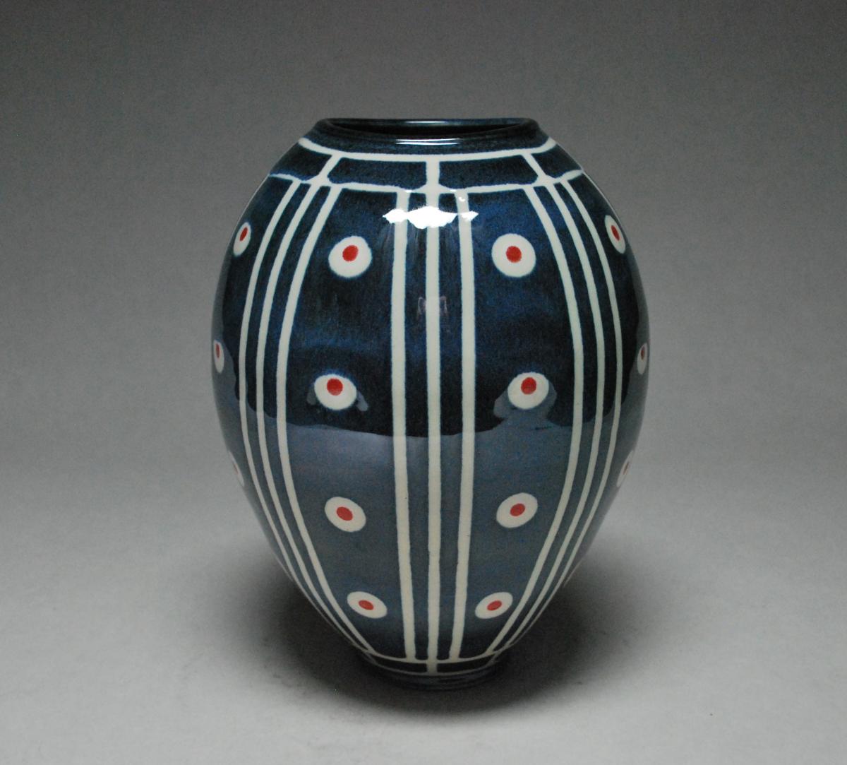 Patterned Vase with Oval Top - Eventeny
