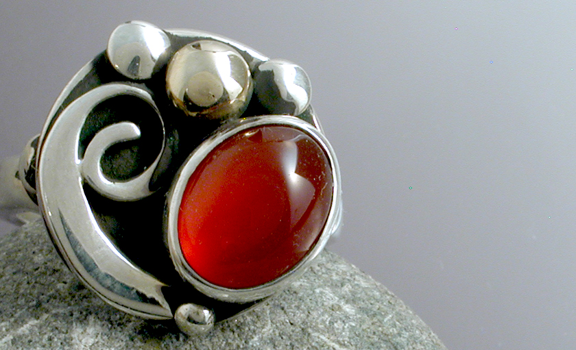 Carnelian Ring with Spiral - Eventeny