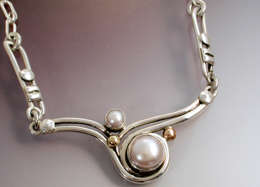 Mixed Metal Split Chain Double Pearl Necklace - Eventeny