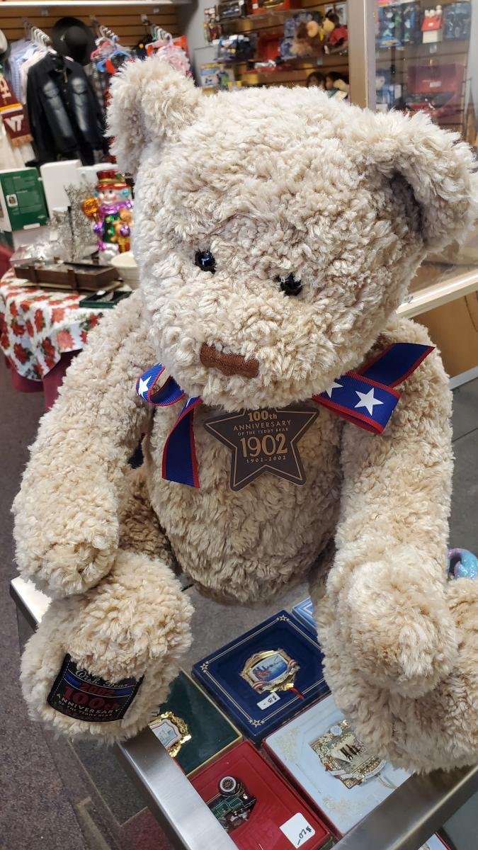 Gund Bear - Eventeny