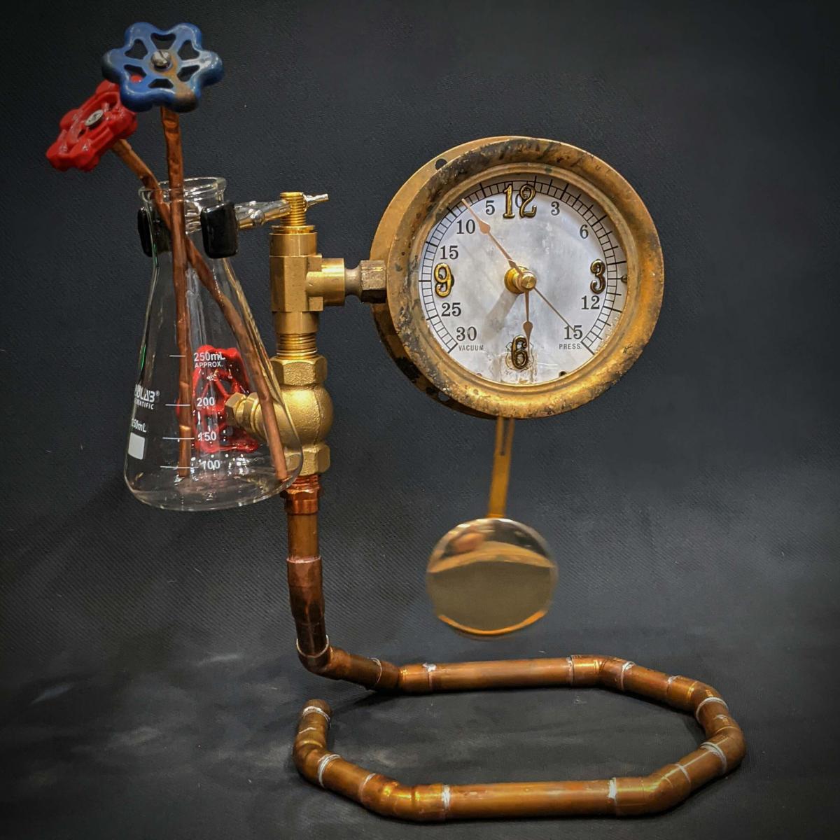 Industrial Pendulum Clock - Eventeny