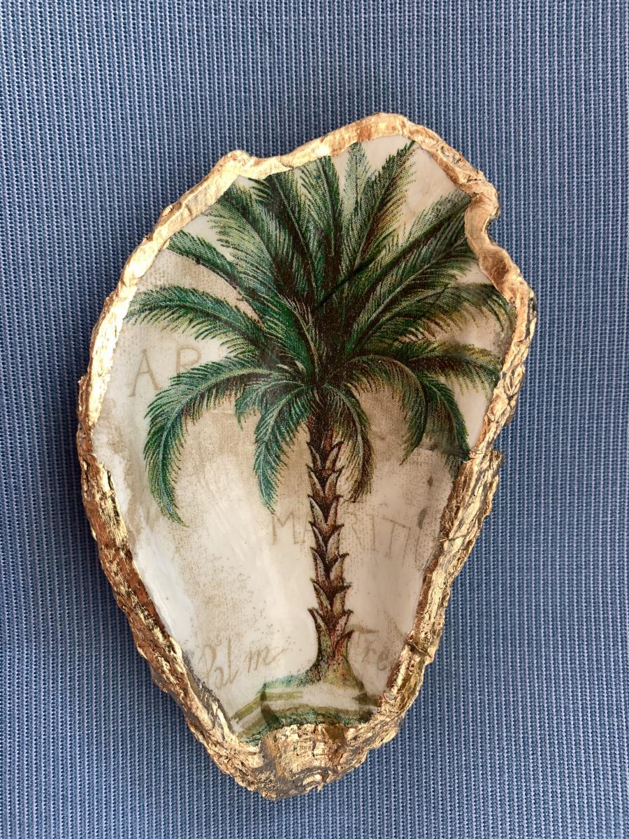 Palm Tree Oyster Shell Trinket Dish - Eventeny
