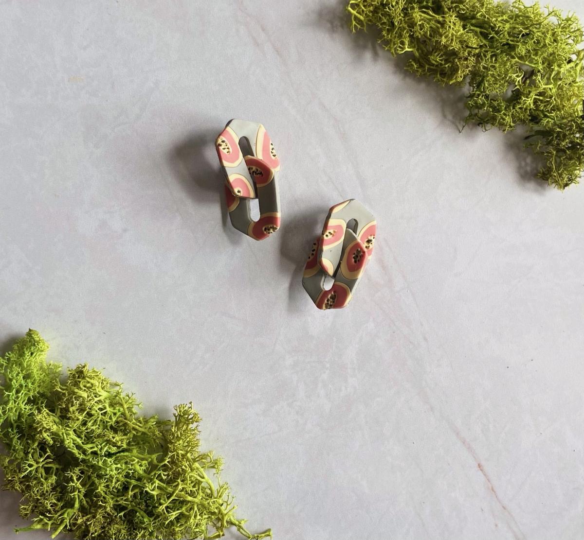 Double Papaya Hexagon Chain Link Dangles - Eventeny