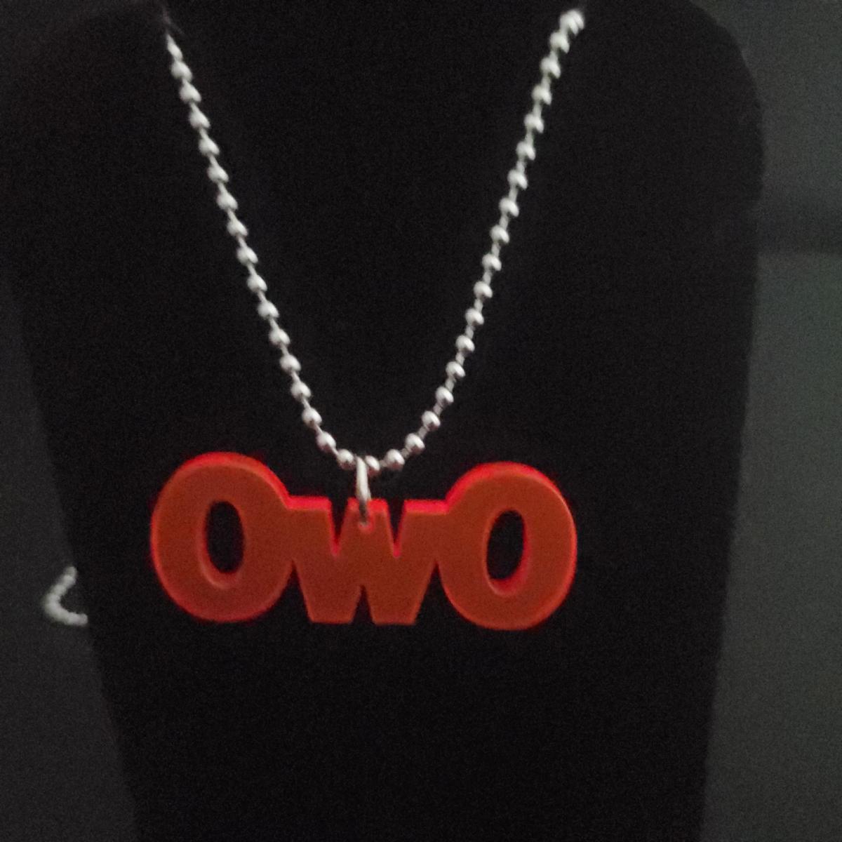 Acrylic red owo necklace - Eventeny